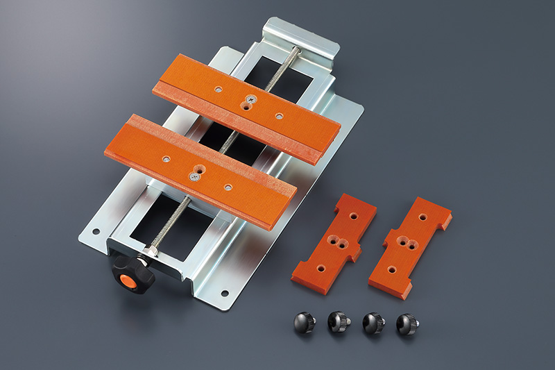DE-3 Desktop Engraver Accessories | Roland DG